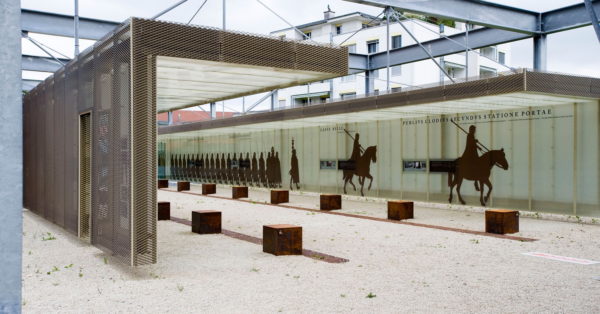 Main street and main gate (Via et Porta Praetoria) - Vindonissa ...